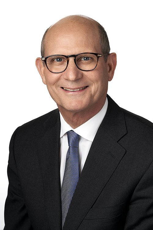 Ted Wilson lance un appel mondial à la prière concernant le Coronavirus ...